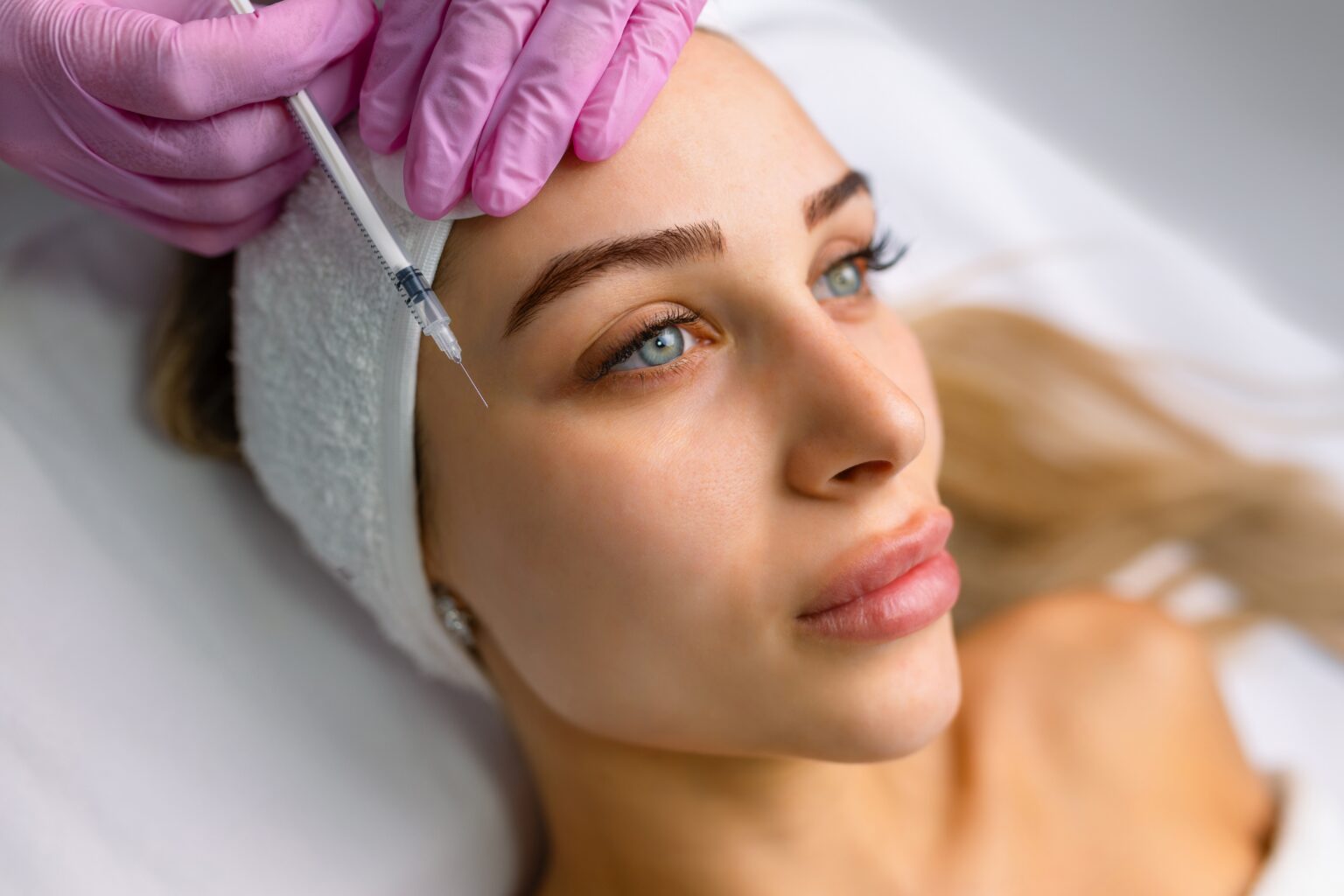 What Is A Mini Facelift? Procedure, Risks, Benefits & Cost